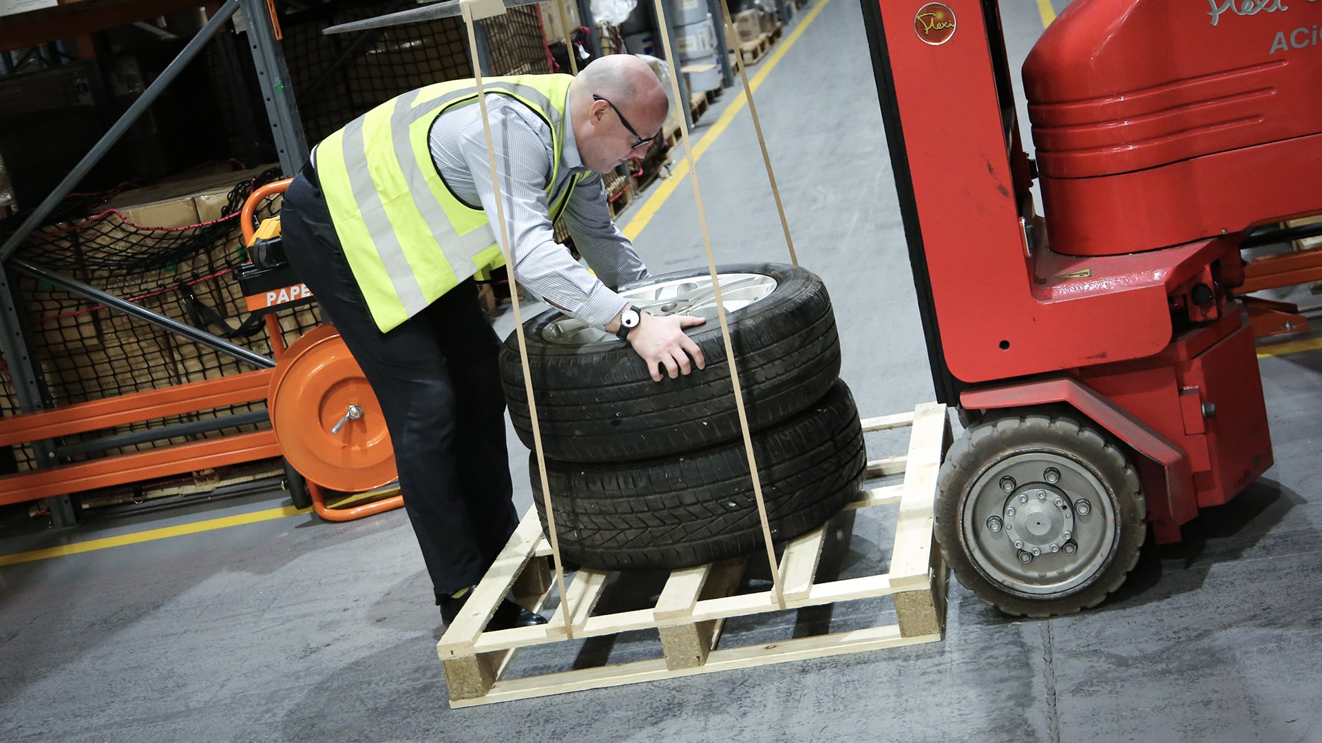 Powerful Paper Strapping Solutions at Maxpack UK